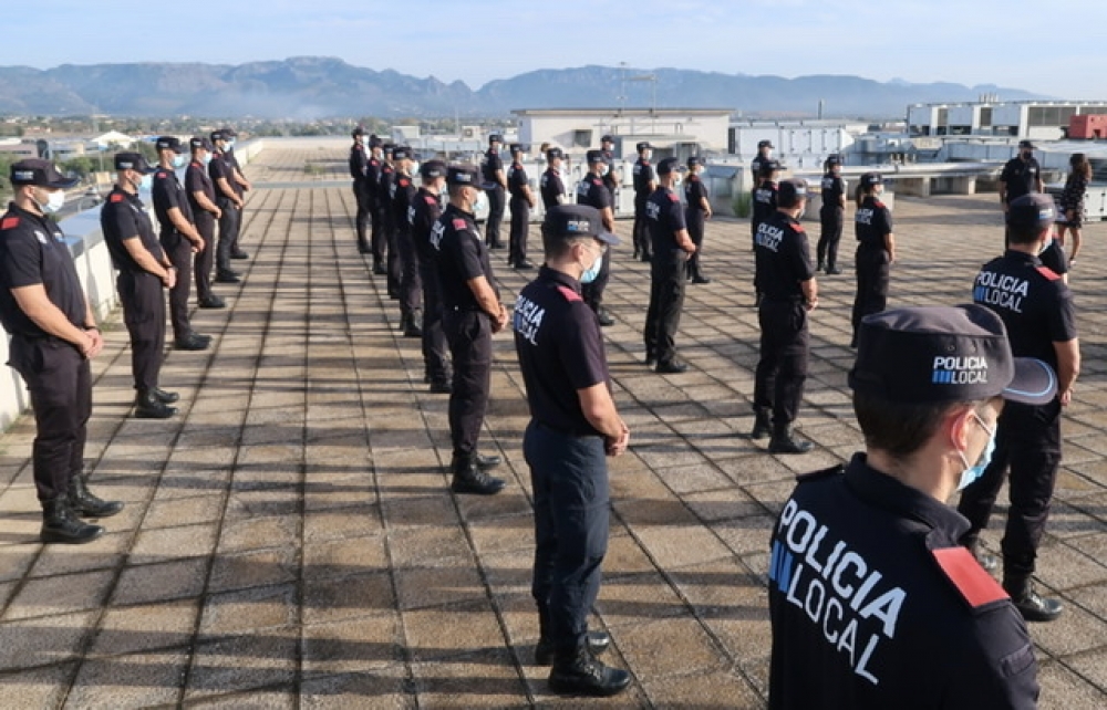 Incrementan la formación práctica de los policías locales en 80 horas